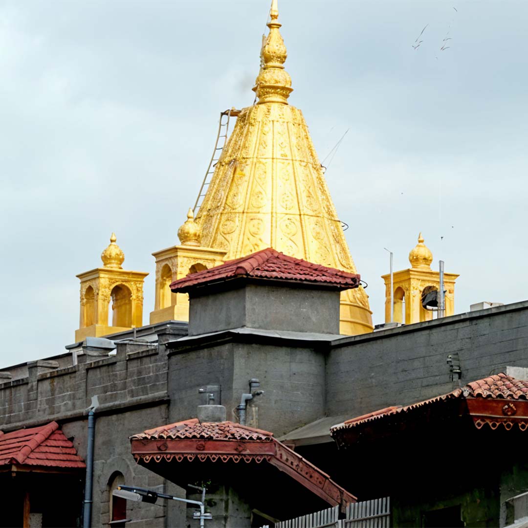 Shirdi Sai Baba Temple – Sacred Pilgrimage in Maharashtra